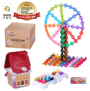 紐通しは何歳から？ねらいや効果は？1歳児、2歳児にもおすすめ！ | こどものおもちゃ